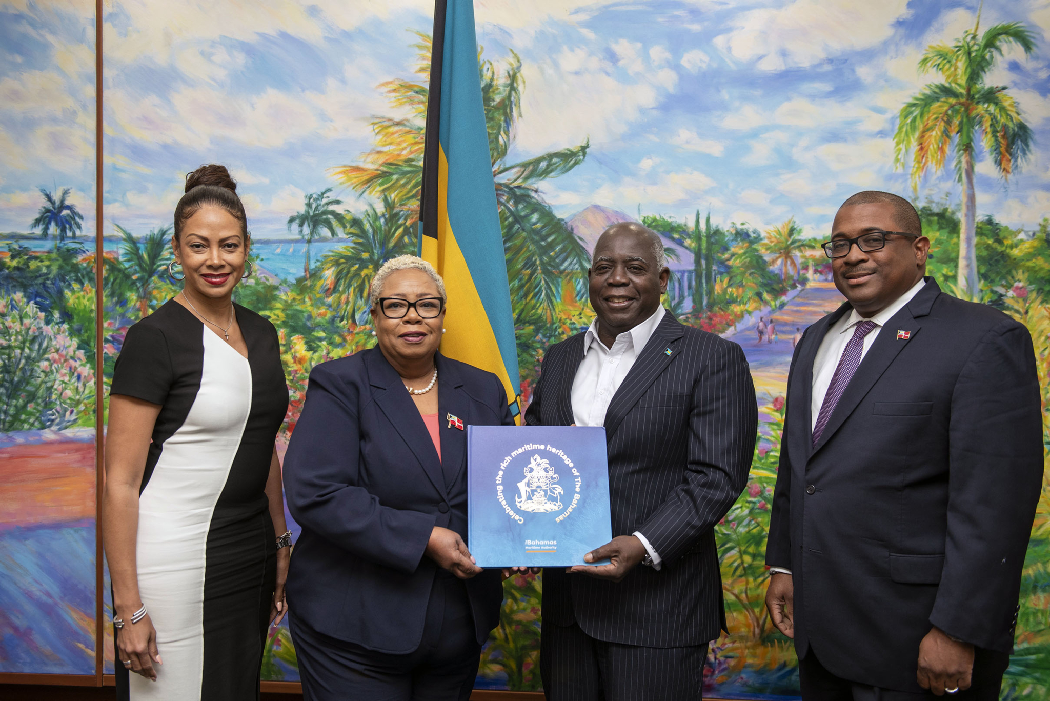 Bahamas Maritime Authority Pays Courtesy Call on Prime Minister ...